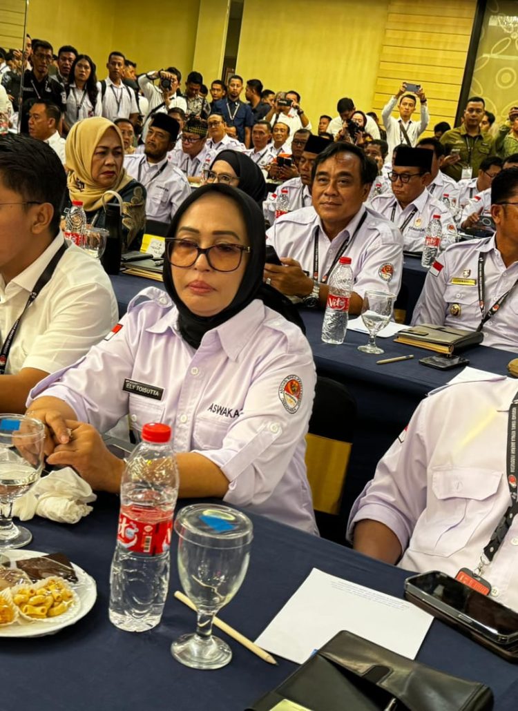 Wawali Ambon Elly Toisuta Hadiri Munas I ASWAKADA di Yogyakarta ...